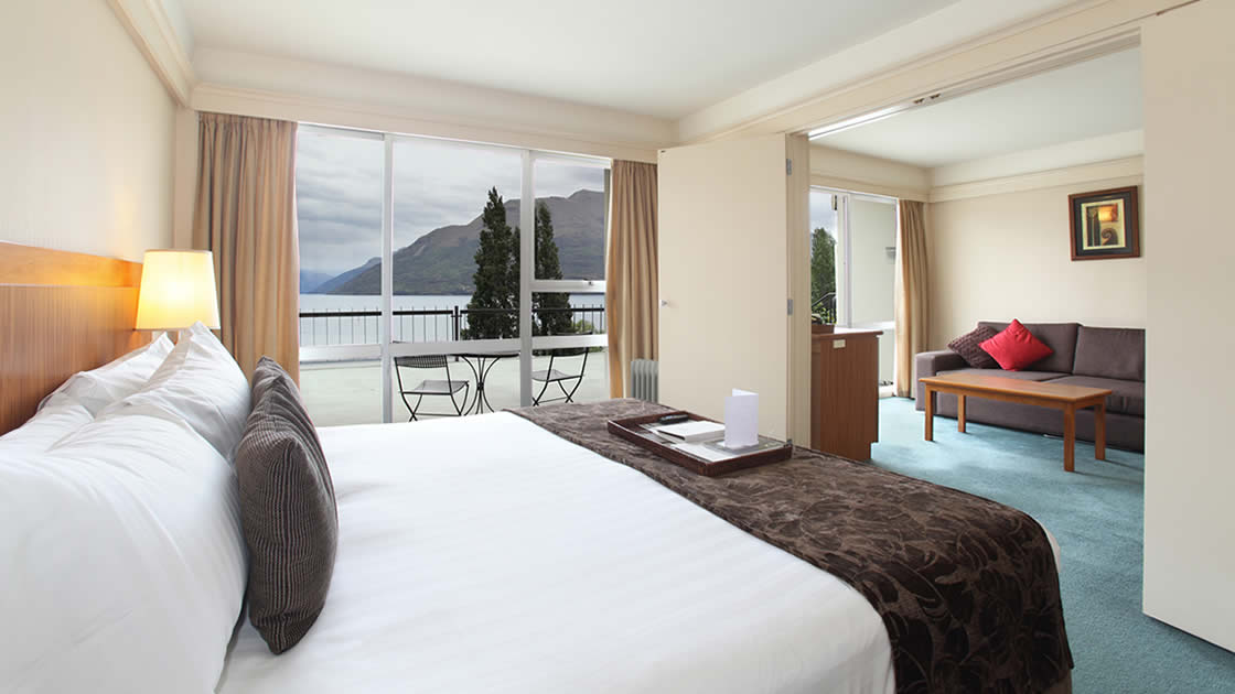Queenstown.com | Rydges Lakeland Resort
